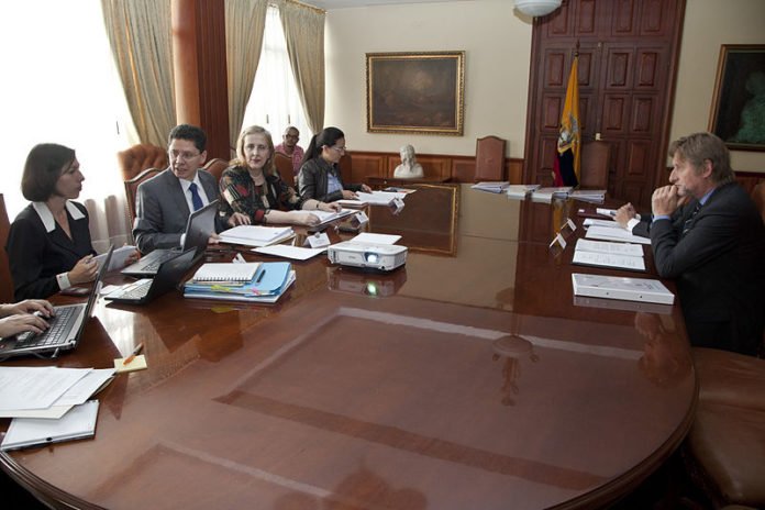 Comité Directivo: Definición, Qué es y Ejemplos | 2026