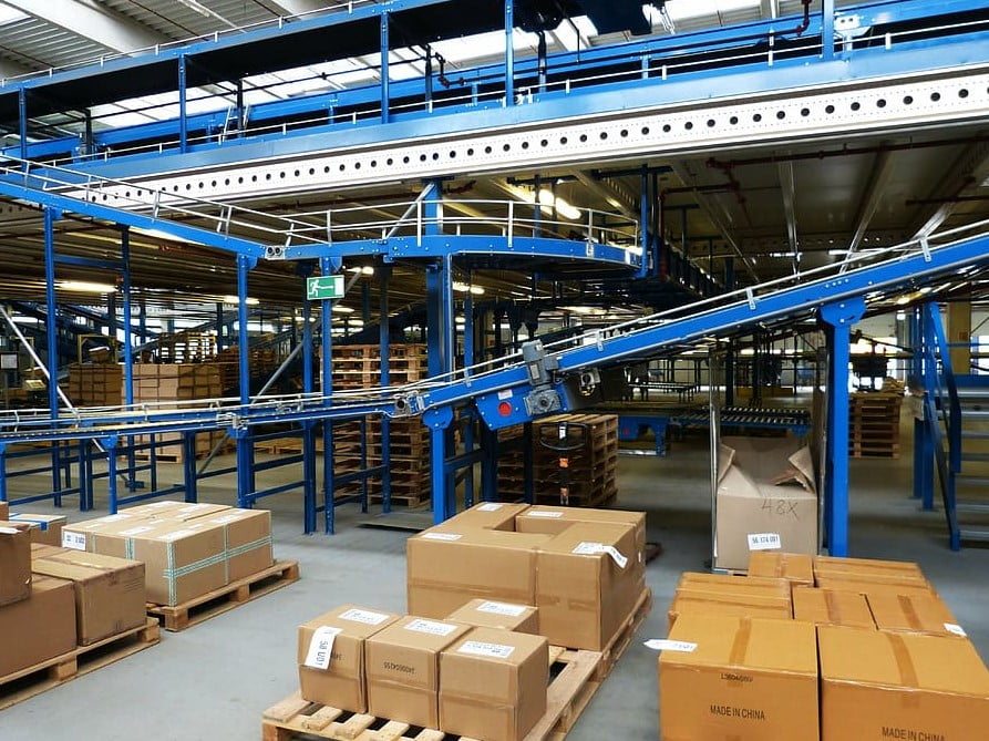 Logística de Distribución: Definición, Qué es y Ejemplos | 2025