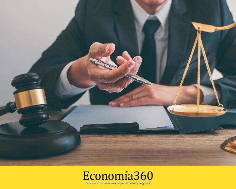 Expropiación: Definición, Qué es y Ejemplos | 2025